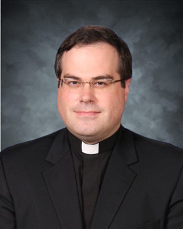 Pope Confers Monsignor Title on Milwaukee Priest - Catholic Herald